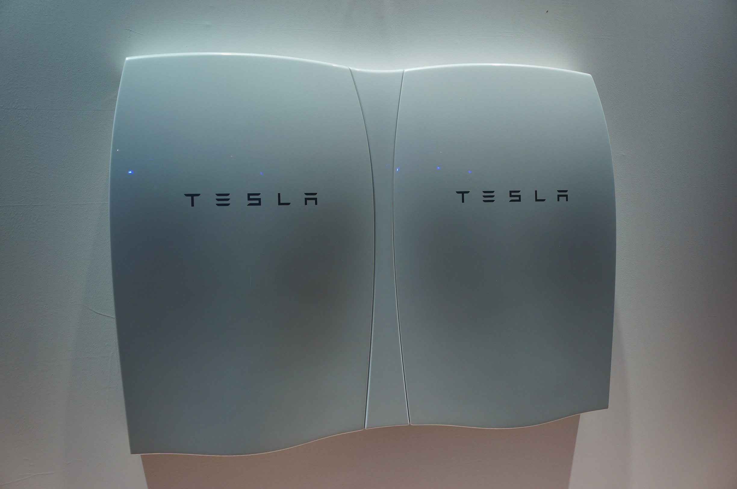 Powerwall: conheça as baterias da Tesla para uso doméstico e ...