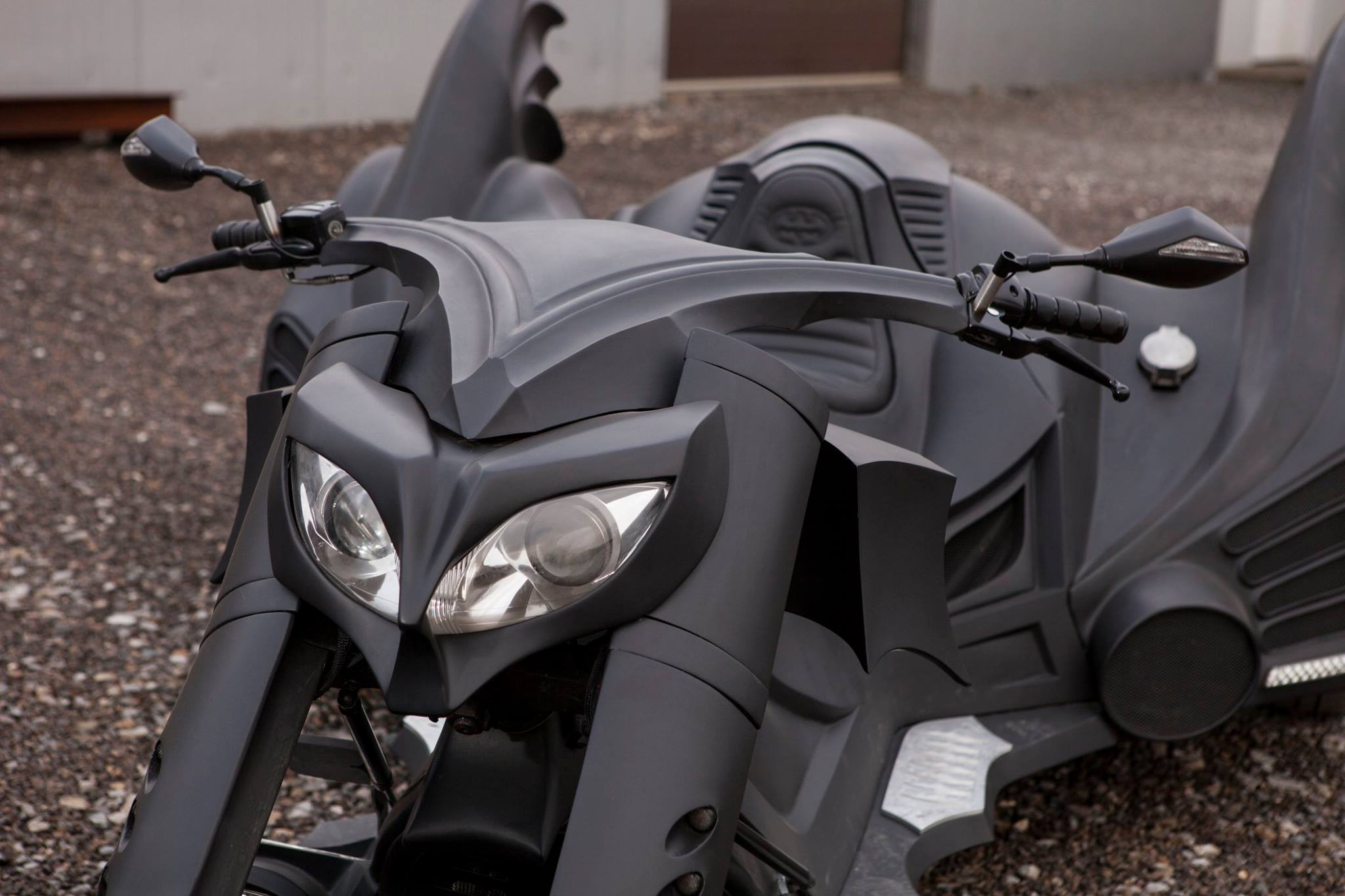 Essa é a moto inspirada no Batman mais incrível que você vai ver na ...