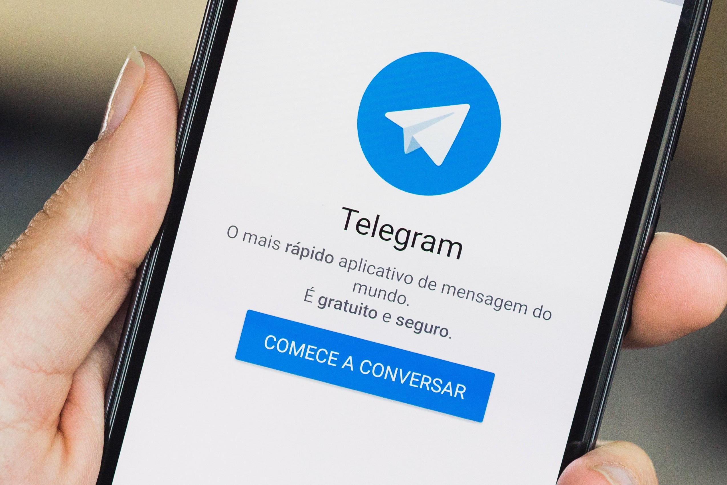Telegram agora pode “transmitir ao vivo” localização do usuário para ...