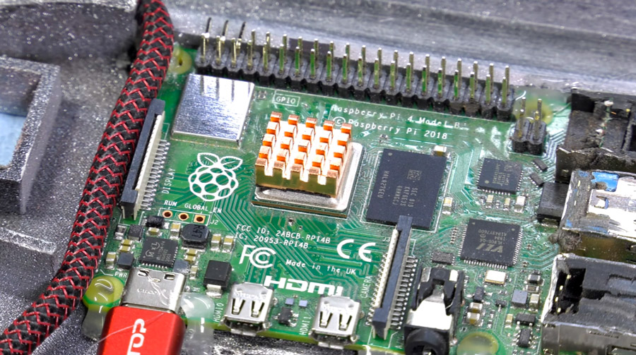 MacBook Pro Mini vira realidade com Raspberry Pi e impressão 3D - TecMundo
