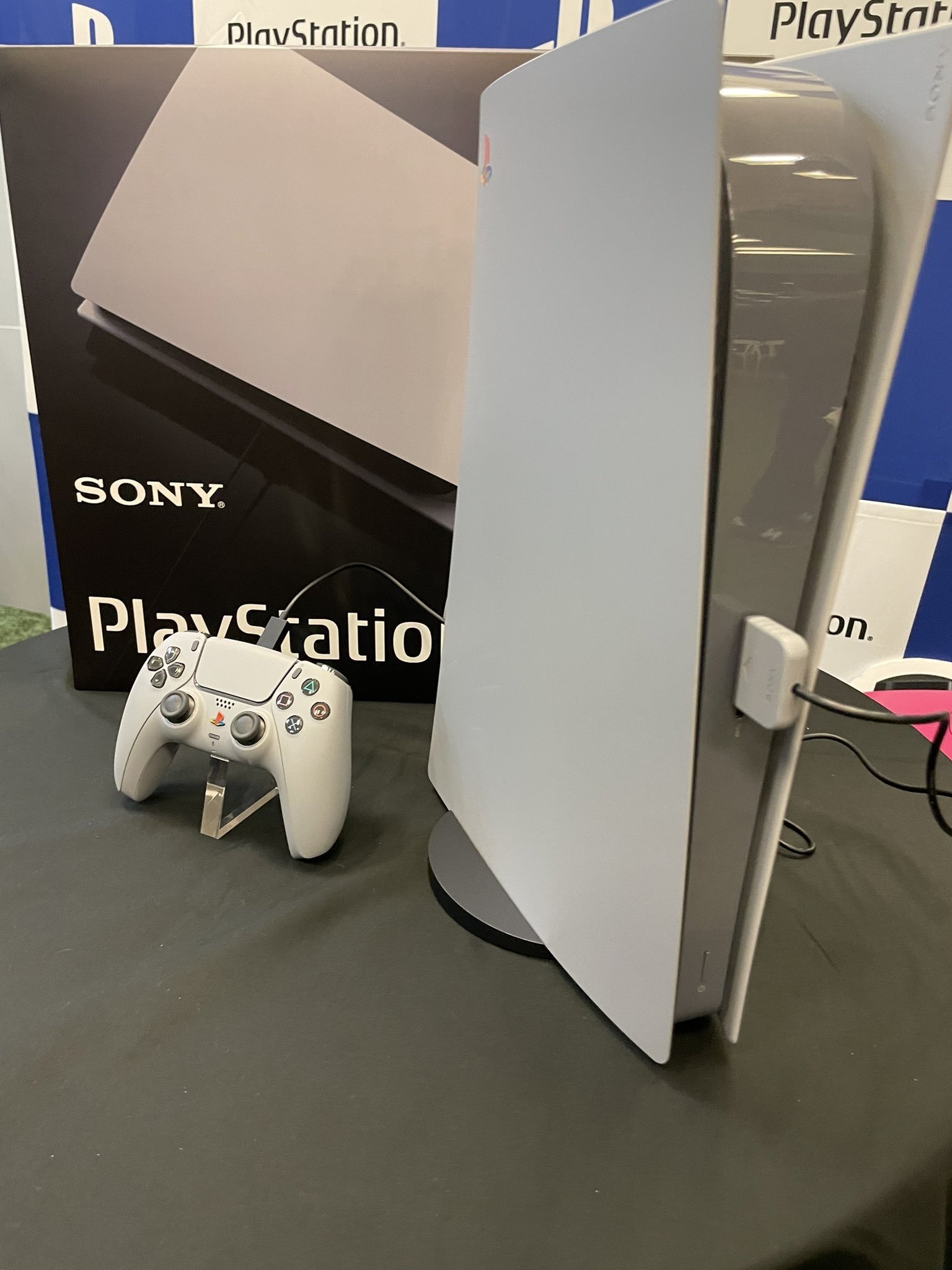Sony produz edição especial retrô do PS5 inspirada no PS1 para ex-CEO ...
